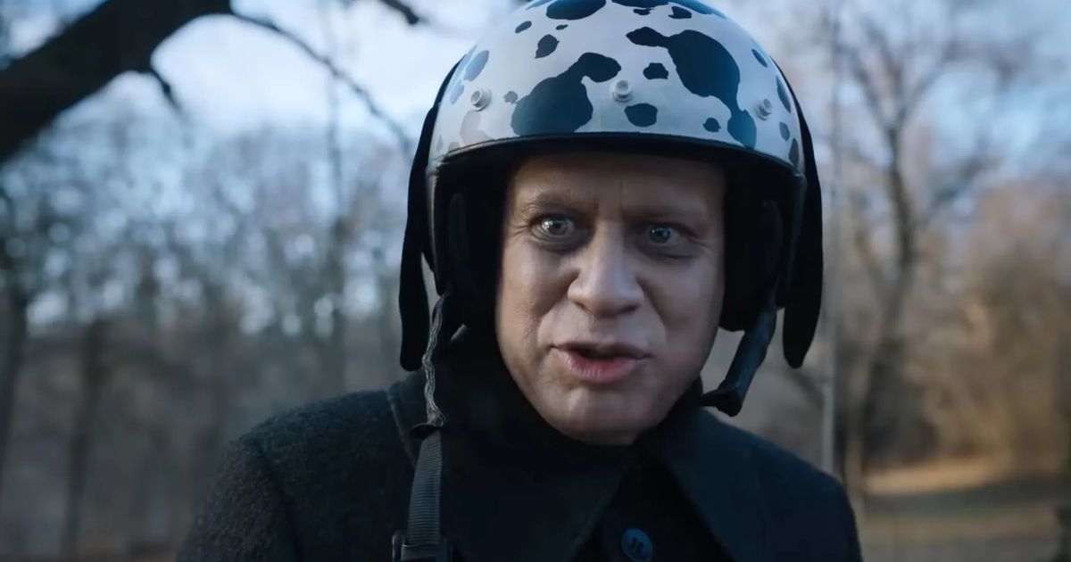 Strýček Fester z Wednesday možná dostane na Netflixu vlastní seriál ...